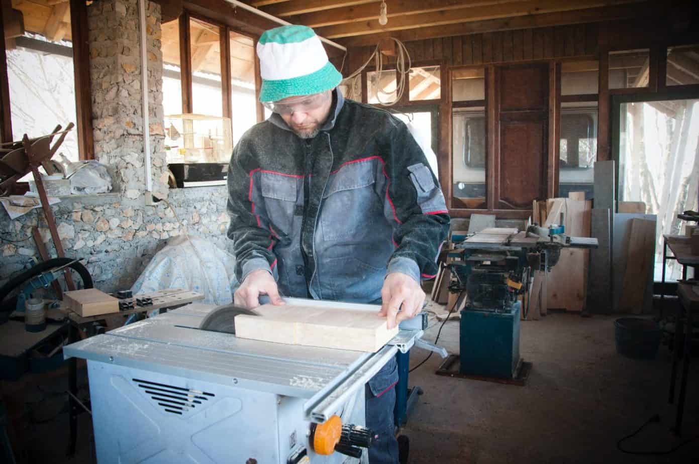 are-table-saw-fences-universal-woodworker-lodge